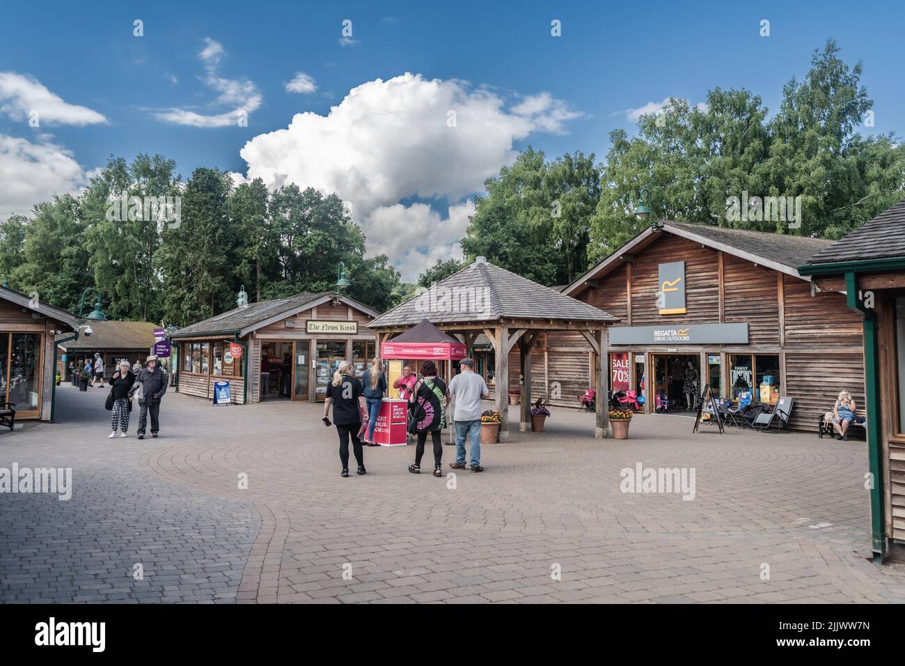 Trentham village hi-res stock photography and images - Alamy