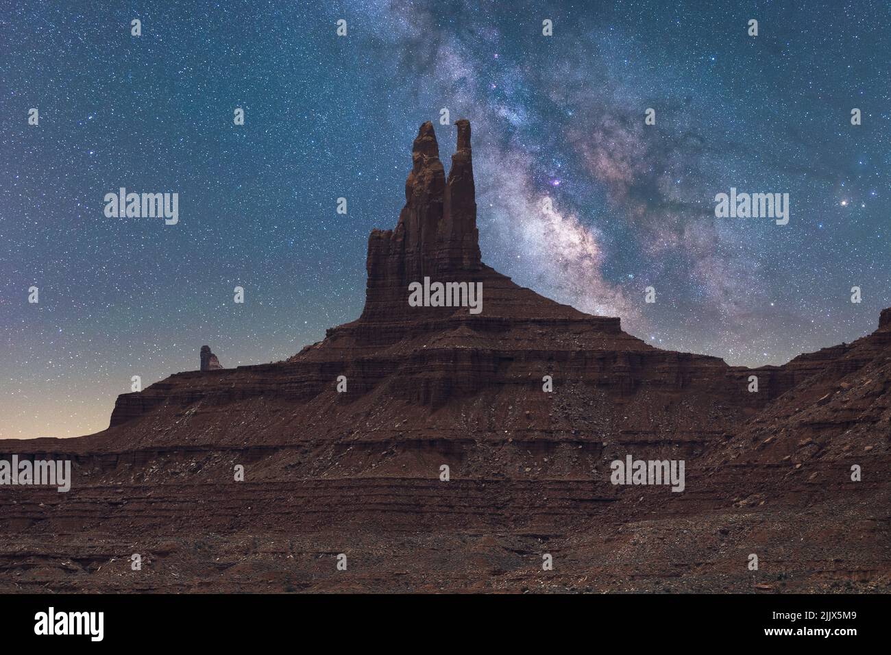 Breathtaking scenery of butte rocky outcrop formations in highlands ...