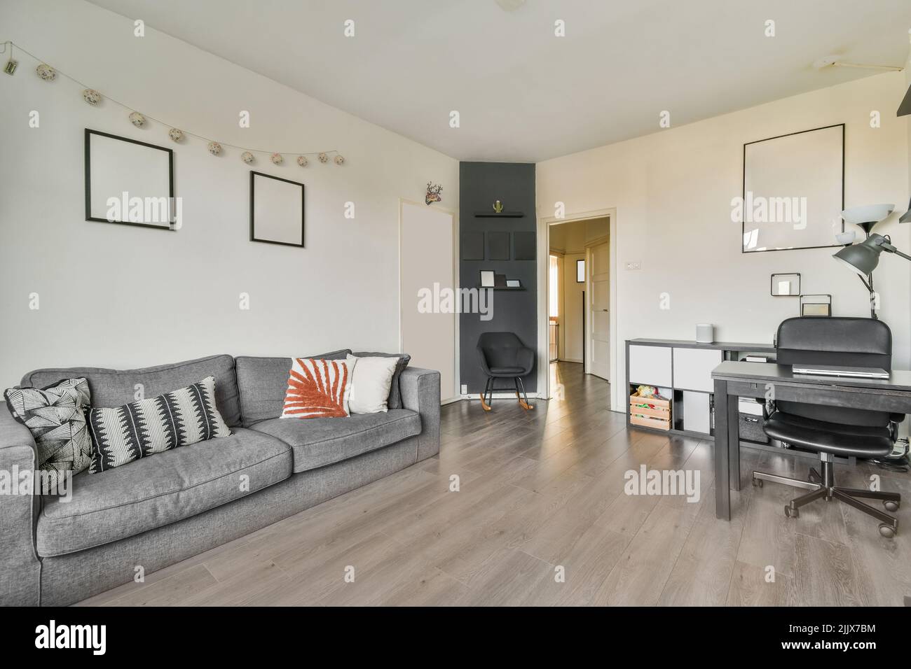 Interior of modern bright home with furniture Stock Photo - Alamy
