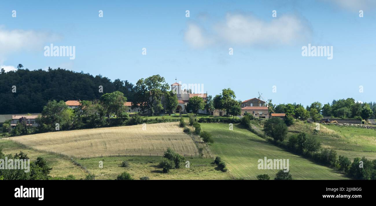 Usson village hi-res stock photography and images - Alamy