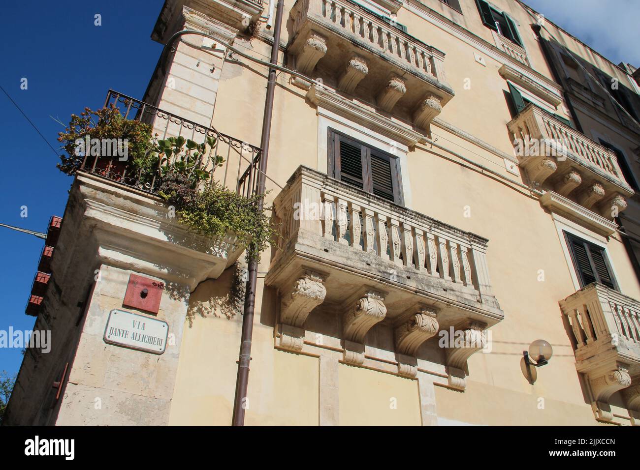 Maison sicile hi-res stock photography and images - Alamy