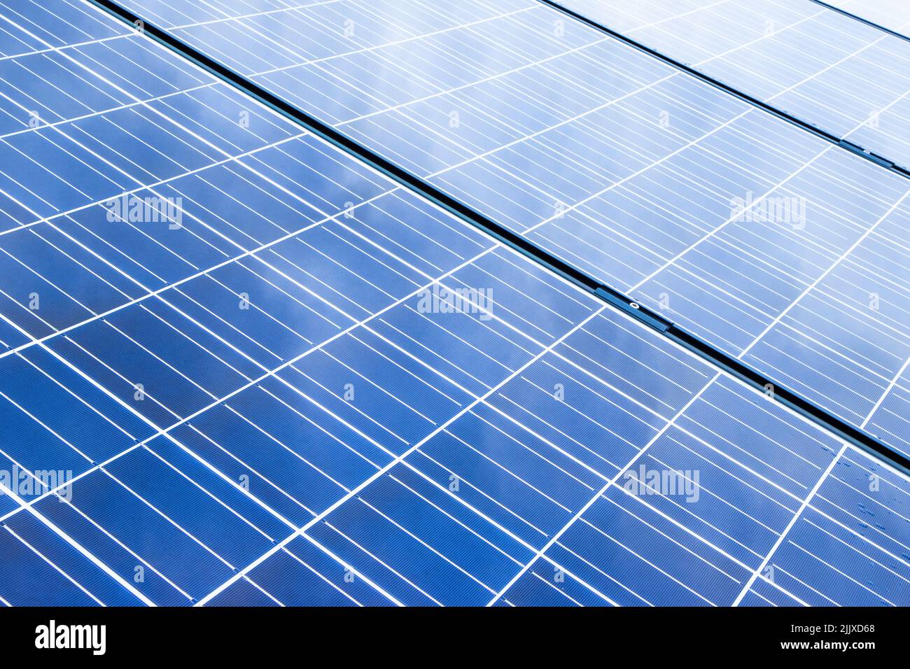 Close up clean solar panel hi-res stock photography and images - Alamy