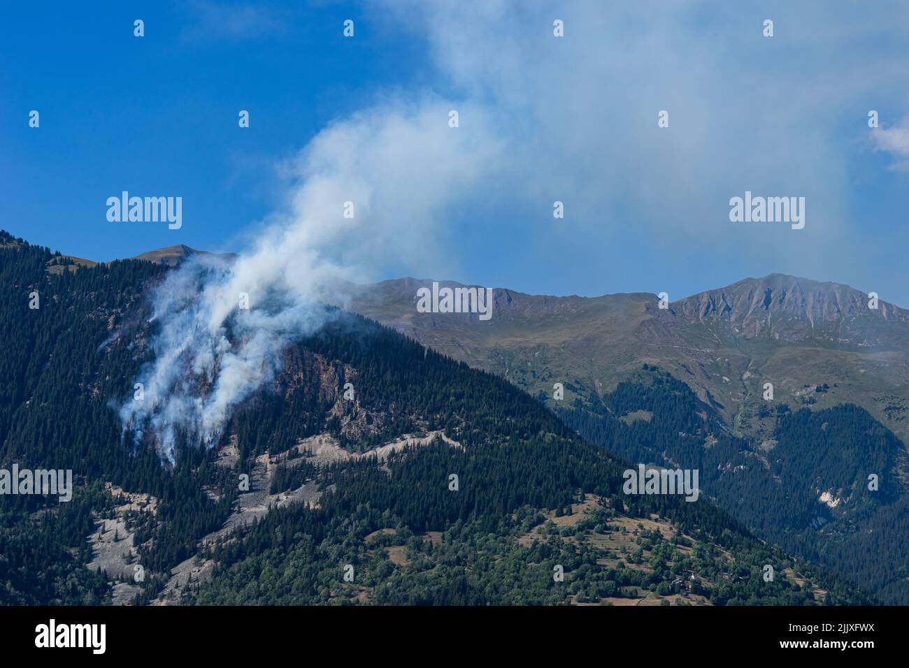 Feux de foret hi-res stock photography and images - Alamy
