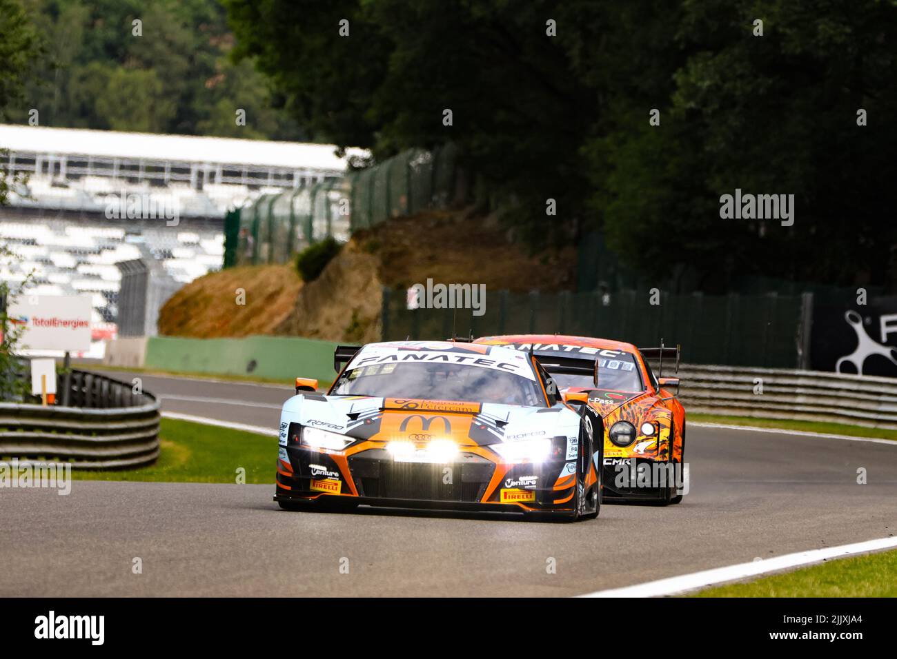 Pre qualifying hi-res stock photography and images - Alamy