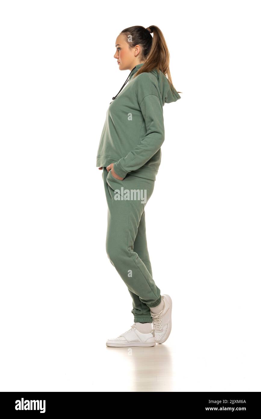 Side profile female fashion model hi-res stock photography and images ...