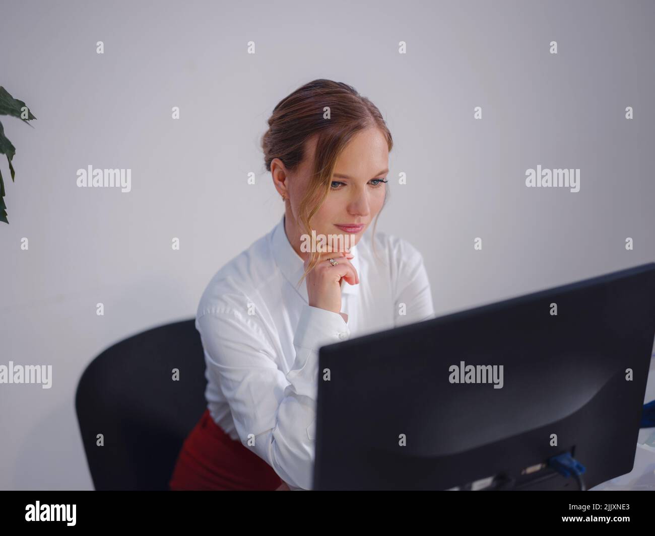 Portrait of independent start up development trainer , female coach sit ...