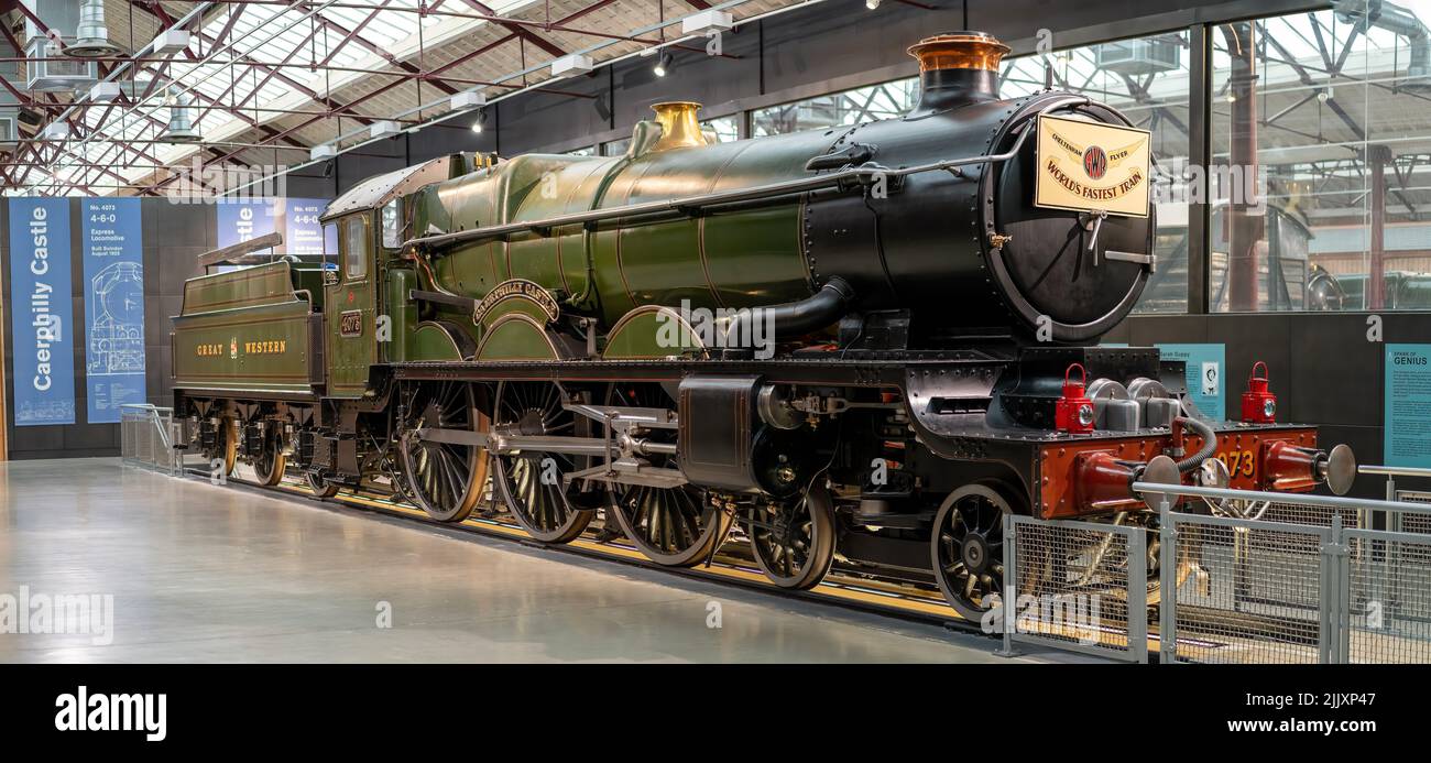 Steam Train Locomotive Caerphilly Castle at the Steam Railway Museum ...
