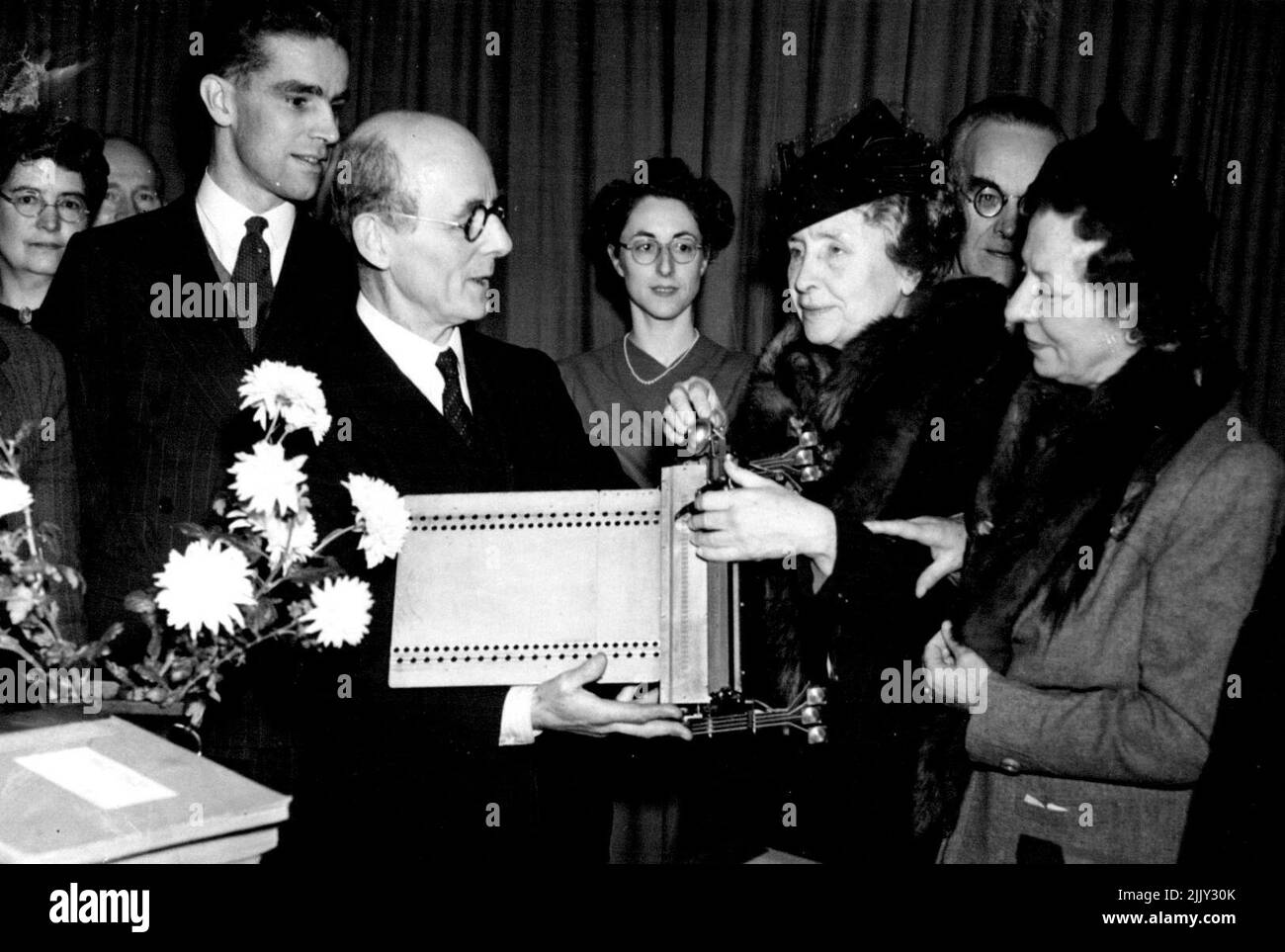 Polly thomson hi-res stock photography and images - Alamy