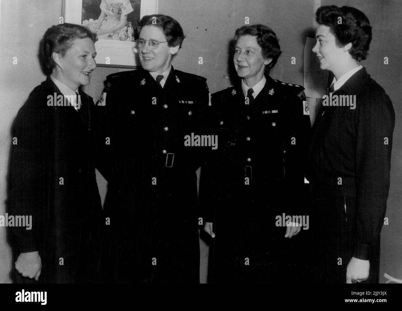 W.R.A.A.C. Camp At Kapooka -- Helen Goddington, Major Swinney, Capt ...