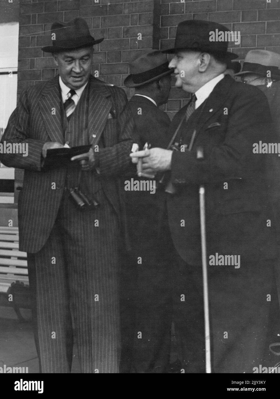 Penfold Hyland; Ralph Stewart. September 30, 1941 Stock Photo - Alamy