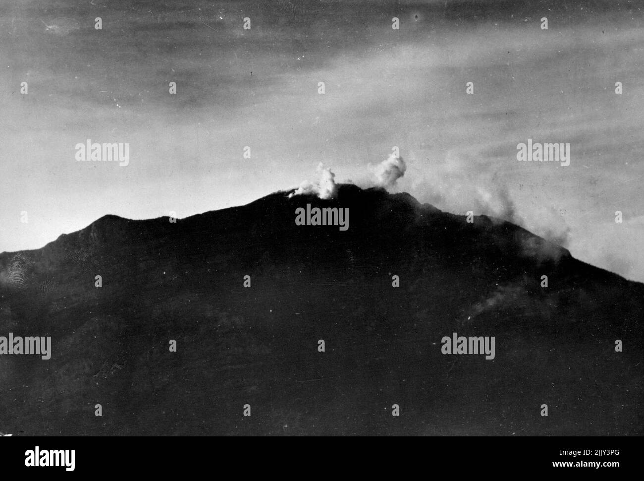 U.S. Shells Blast Positions Of Germans In Italian Hills The peak of Mt ...