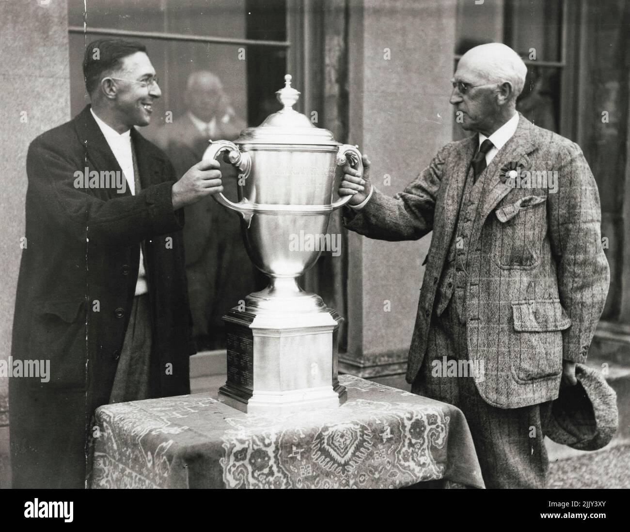 Captain hay hi-res stock photography and images - Alamy