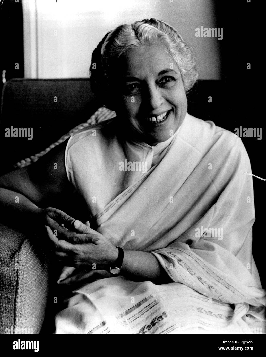 Mrs vijaya lakshmi pandit hi-res stock photography and images - Alamy
