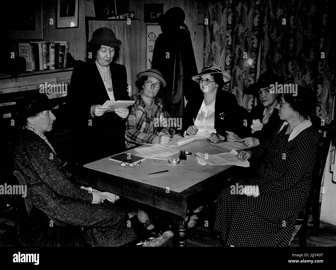 War separation Black and White Stock Photos & Images - Alamy