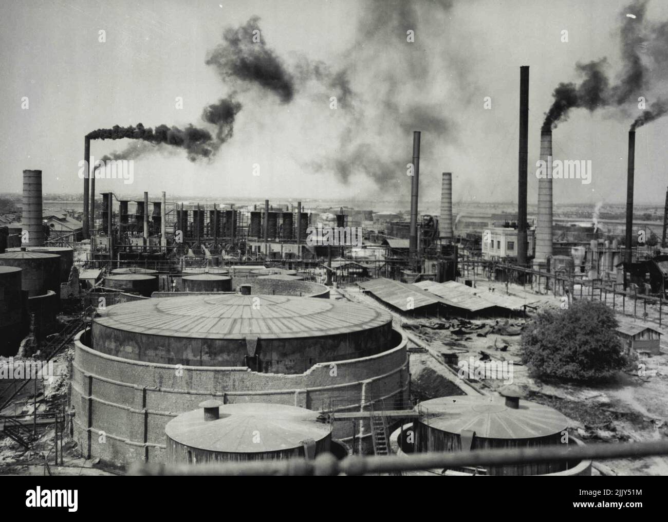 Ploesti bombing 1943 hi-res stock photography and images - Alamy