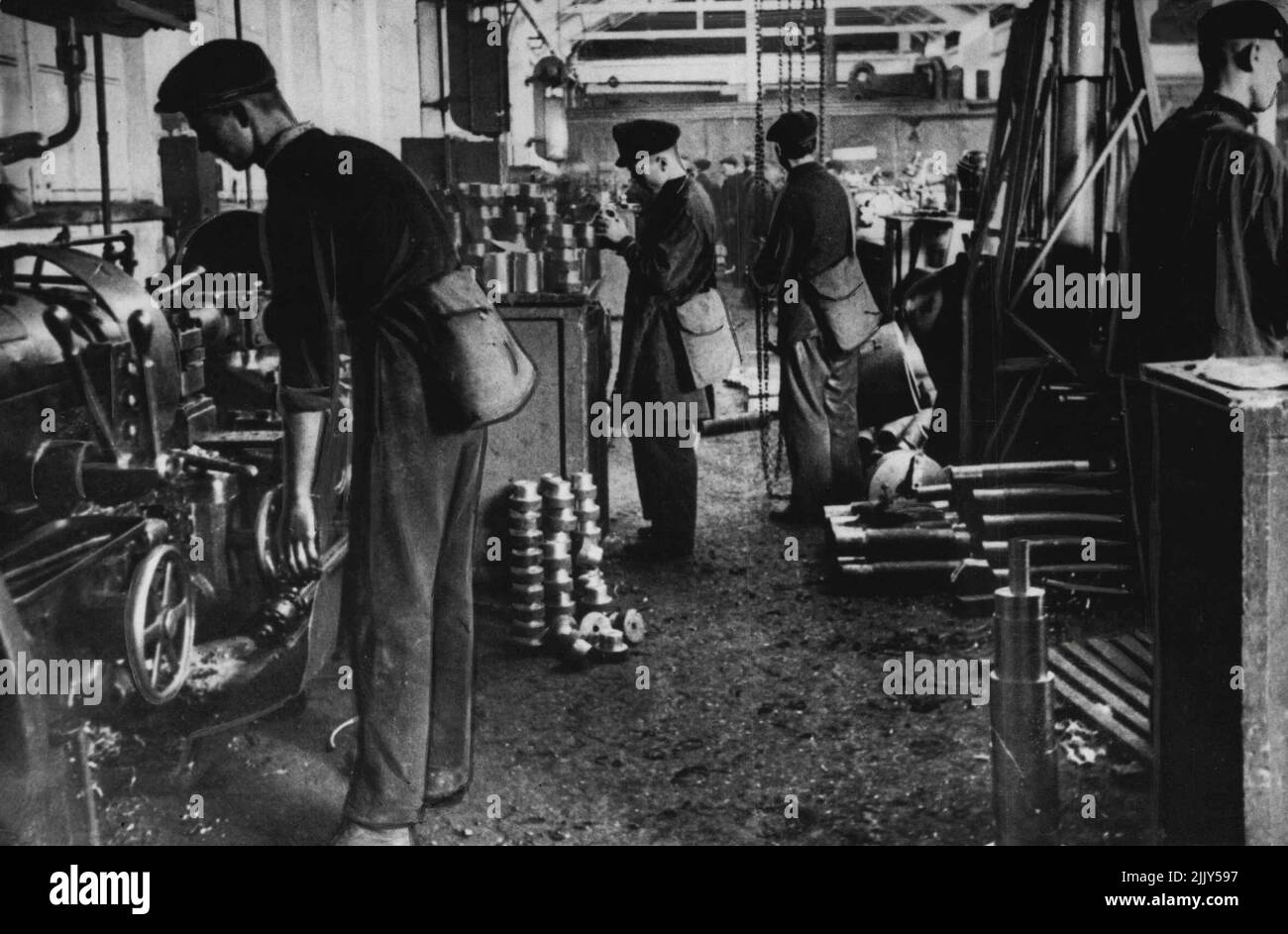 Soviet workers 1941 hi-res stock photography and images - Alamy