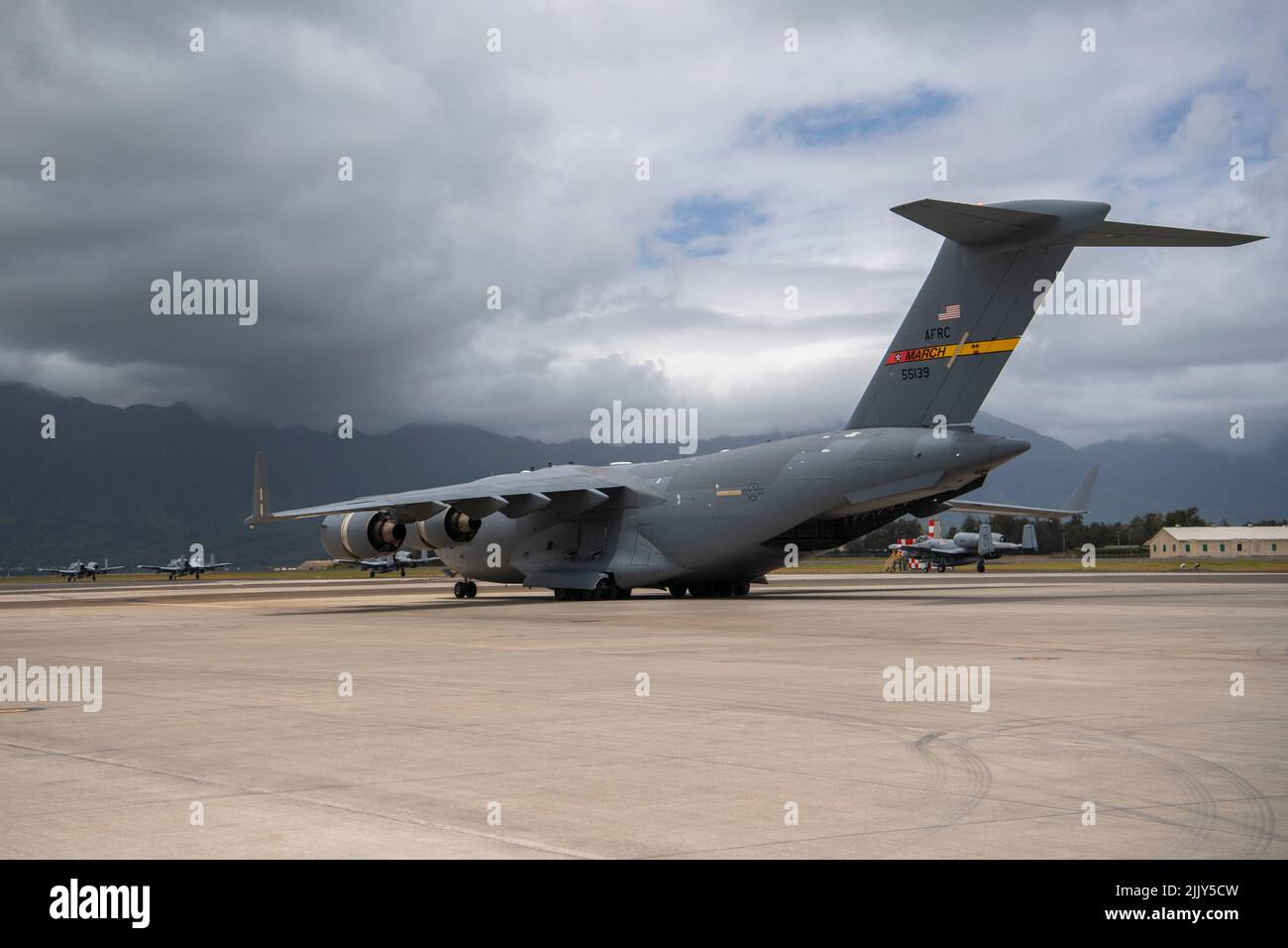 C 17 march air reserve base hi-res stock photography and images - Alamy