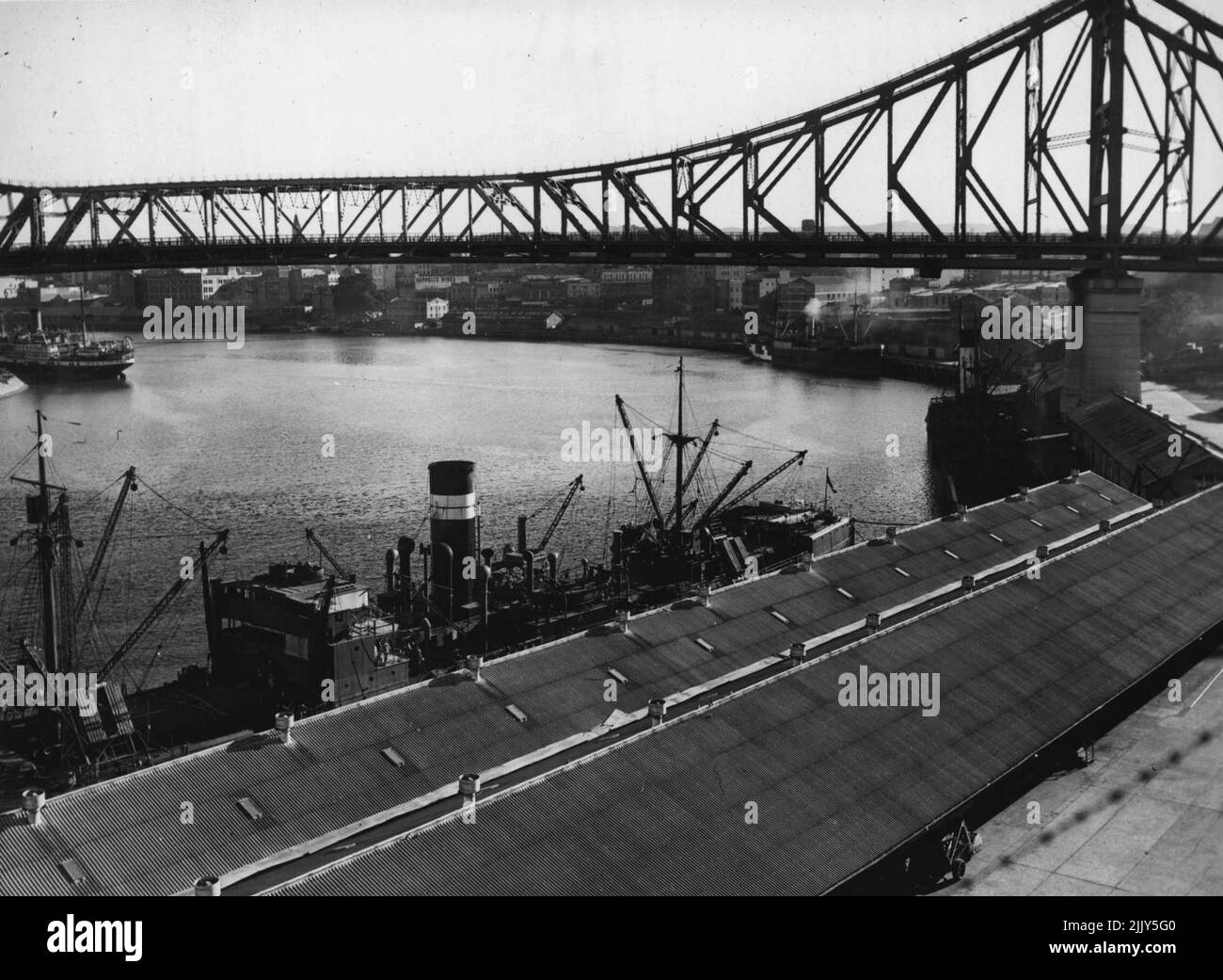 Storey Bridge - Idle Wharves, Brisbane. July 01, 1946. (Photo by The ...