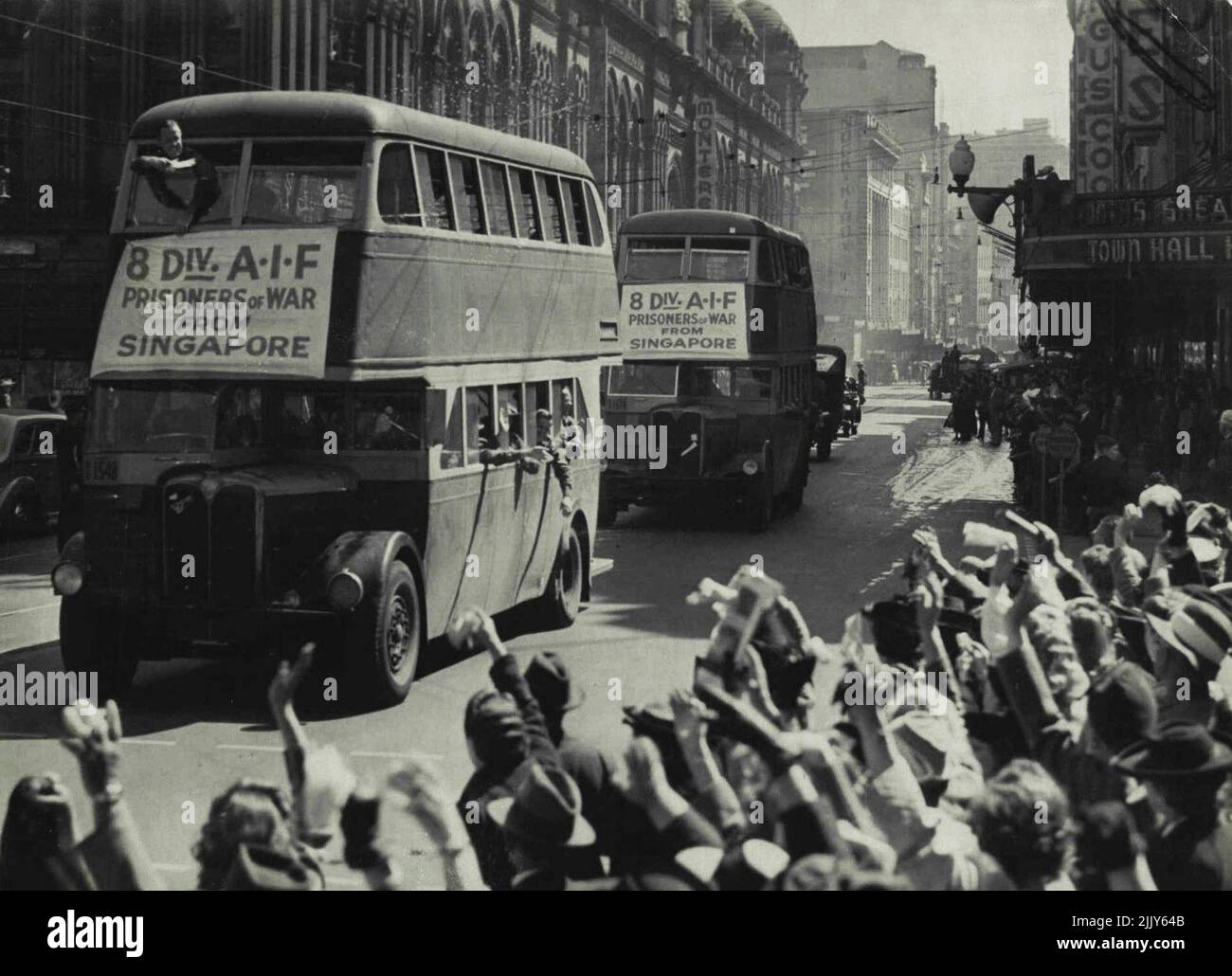 Australian military in world war ii hi-res stock photography and images ...