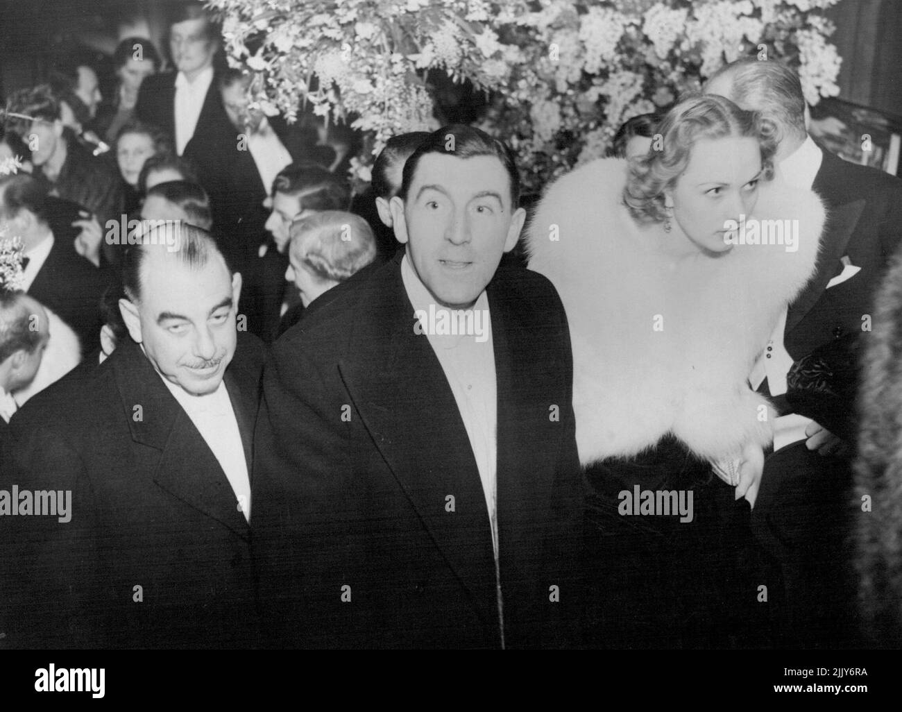 Premiers of the film "Mikado" at Leicester Square Theatre. Lady Iris ...