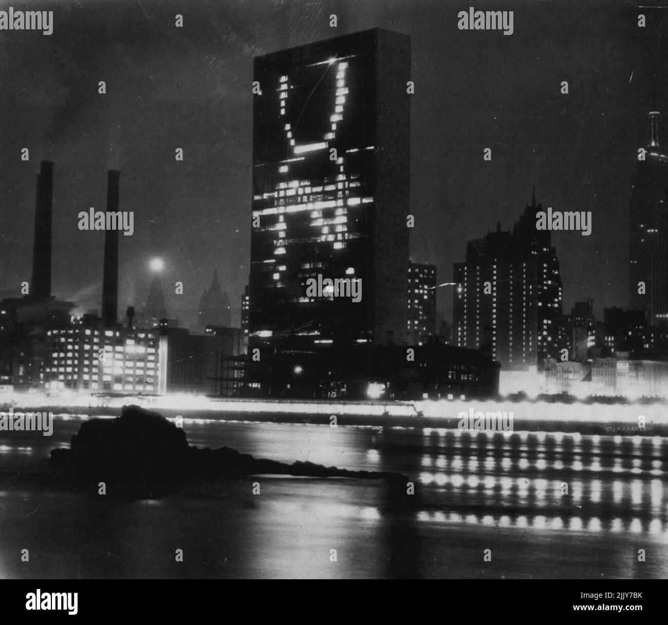 Symbol Of Peace Hopes -- The symbol of the world’s hope for peace, U.N ...