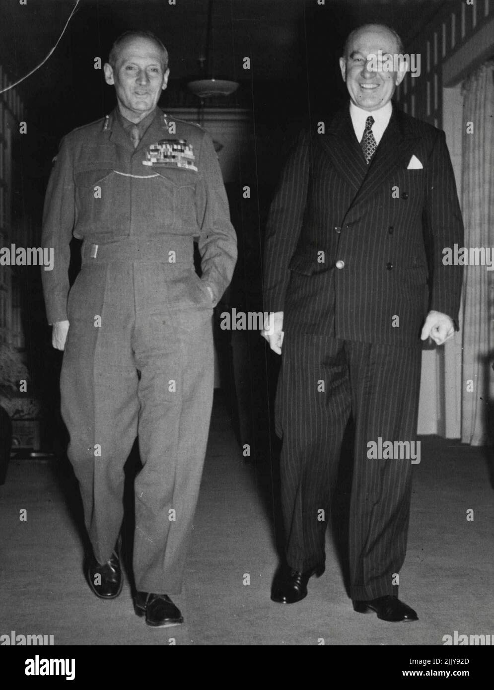 Lord Montgomery & Mr. McKell. July 07, 1947 Stock Photo - Alamy