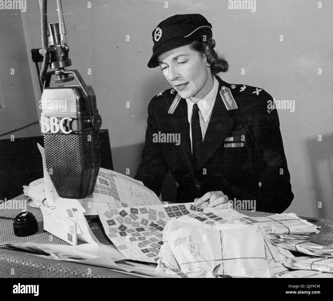 F. Superintendent-in-Chief, St. John Ambulance Brigade, speaks to ...