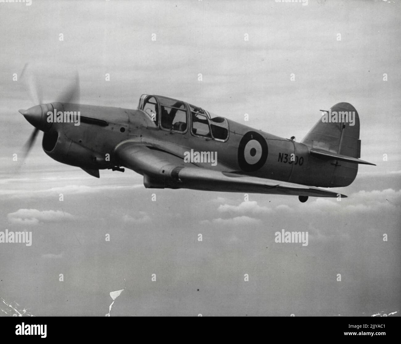 o 25,000 feet (7.600 m.) for test on first issue from the new factory ...