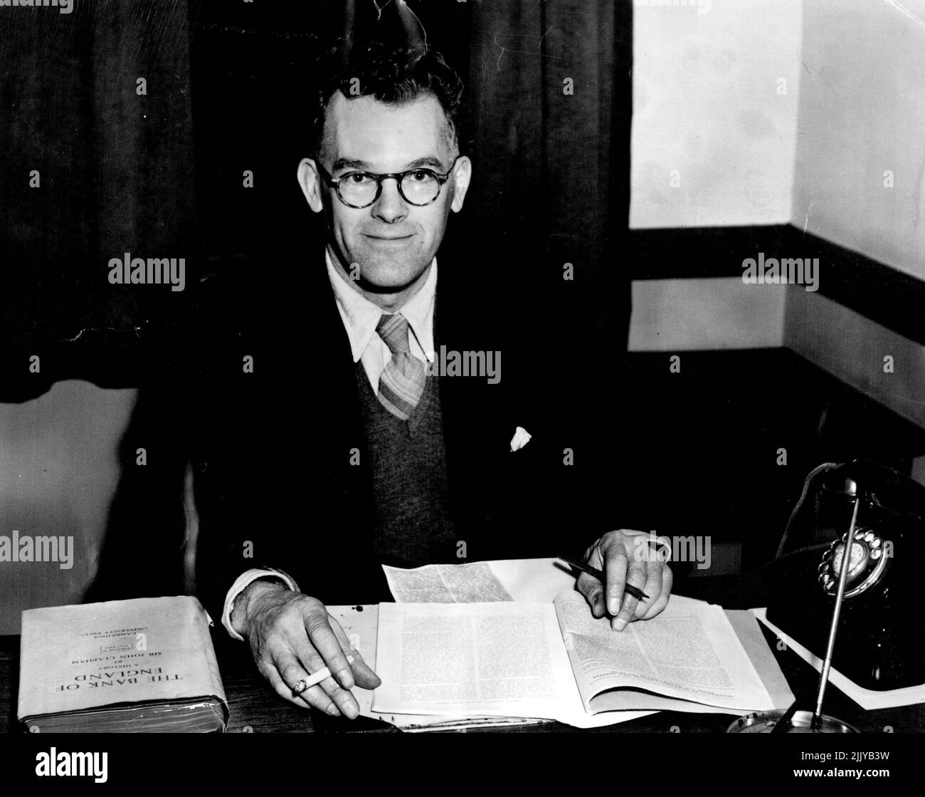 Harold missingham Black and White Stock Photos & Images - Alamy
