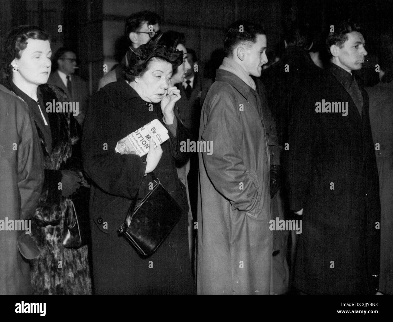 Mourning scenes hi-res stock photography and images - Alamy