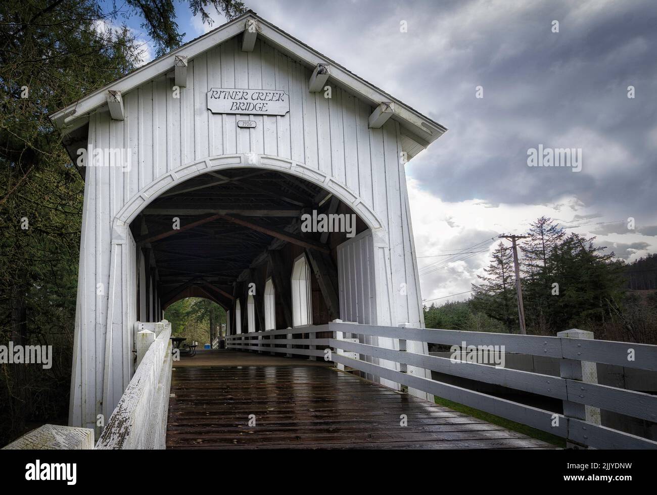 Ritner Creek bridge is one of the historical covered bridges in rural Oregon Stock Photo - Alamy