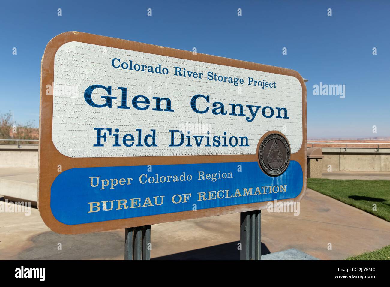 Glen Canyon Overlook Field Division Sign Stock Photo - Alamy