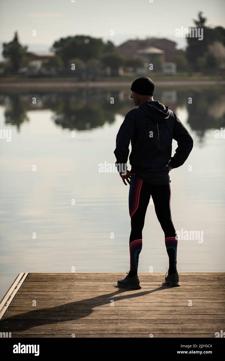 Man muscular silhouette rear view hi-res stock photography and images ...