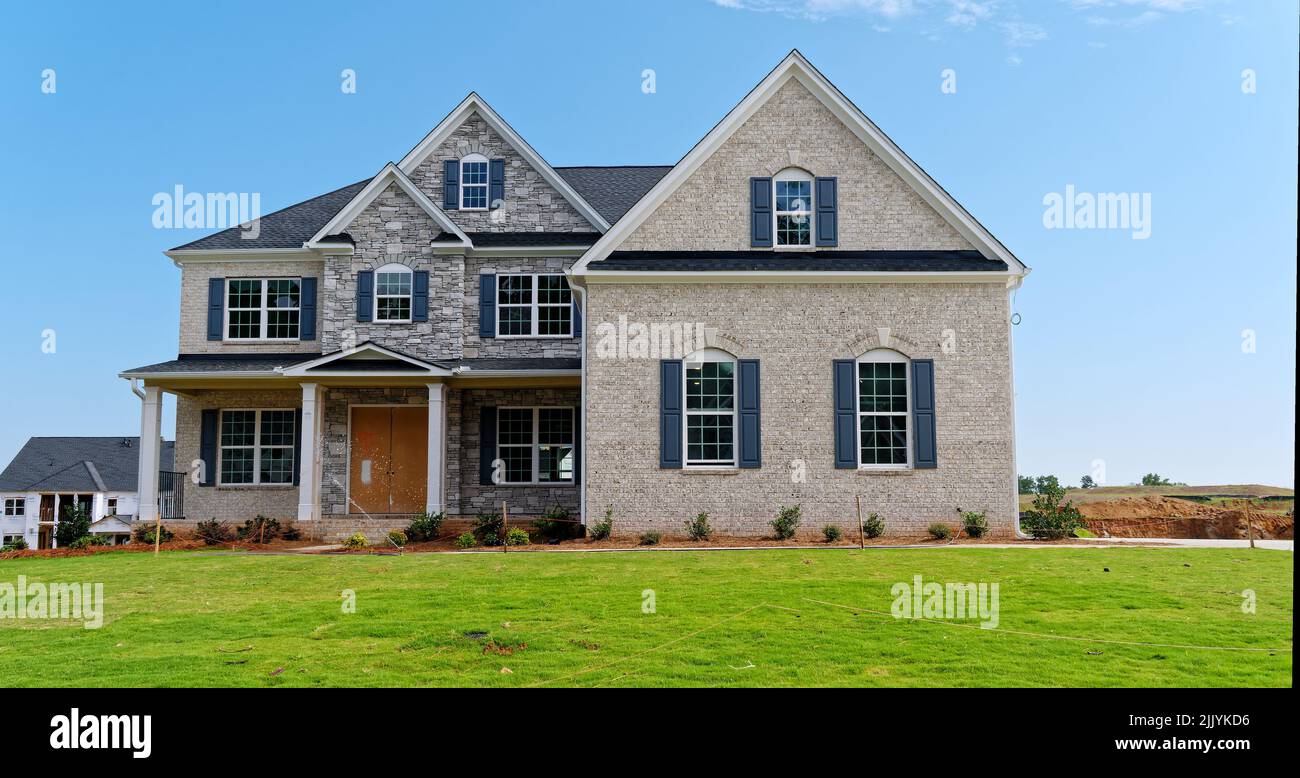 Stone and brick houses hi-res stock photography and images - Alamy