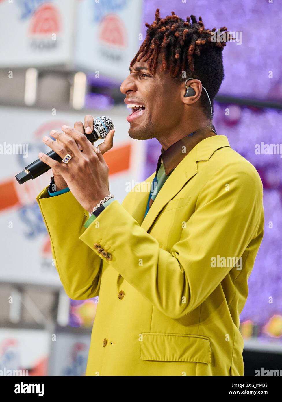NEW YORK, NY, USA - JUNE 17, 2022: Jon Batiste Performs on NBC's "Today ...