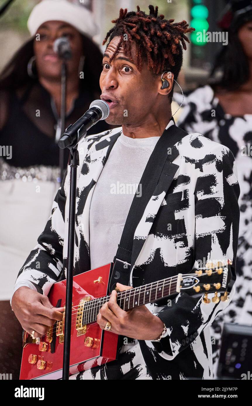 NEW YORK, NY, USA - JUNE 17, 2022: Jon Batiste Performs on NBC's "Today ...