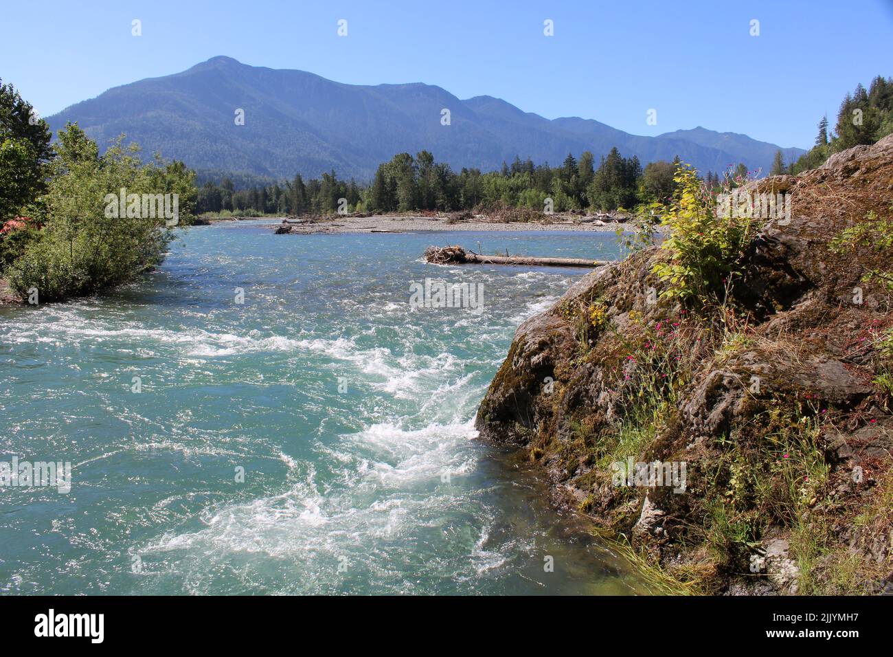 Vedder River, BC Canada Sunny Day Stock Photo - Alamy