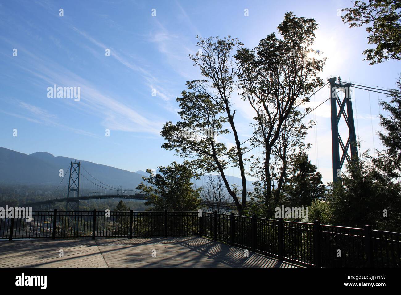 Lions gate bridge vancouver bc hi-res stock photography and images - Alamy