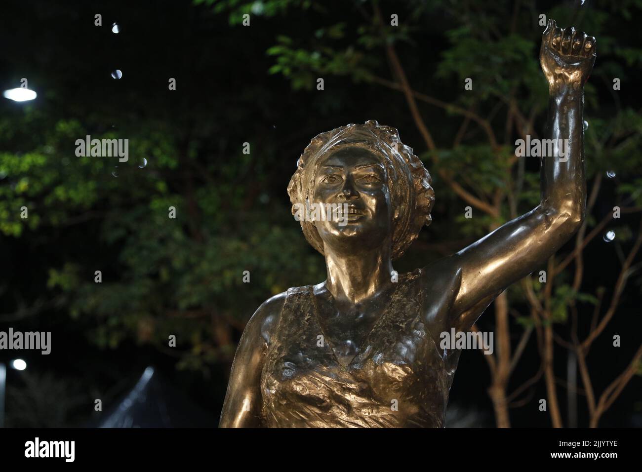 Marielle Franco statue in tribute to murder councilwoman. Homage to ...