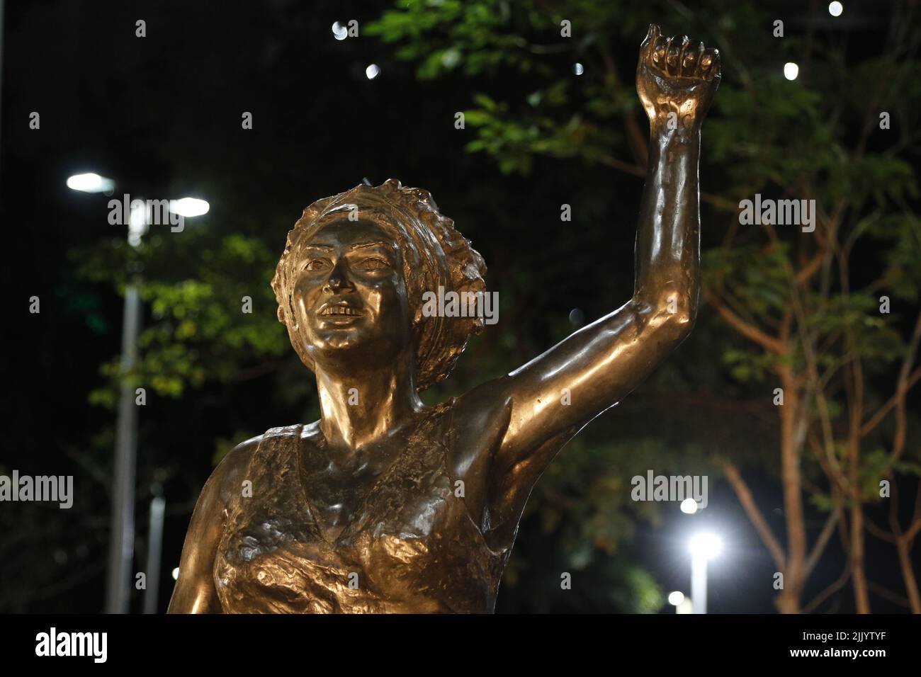 Marielle Franco statue in tribute to murder councilwoman. Homage to ...