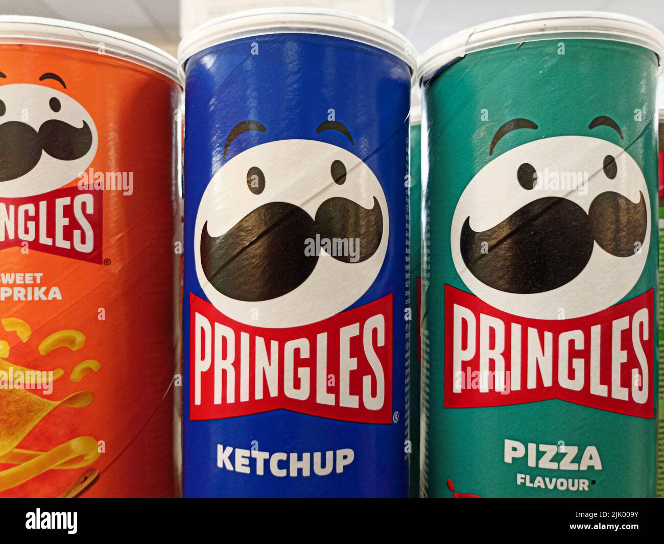 Pringles logo hi-res stock photography and images - Alamy