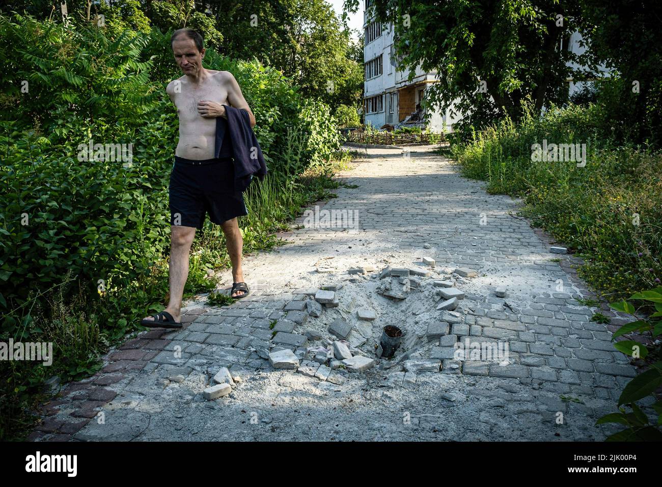 Unexploded artillery shell hi-res stock photography and images - Alamy