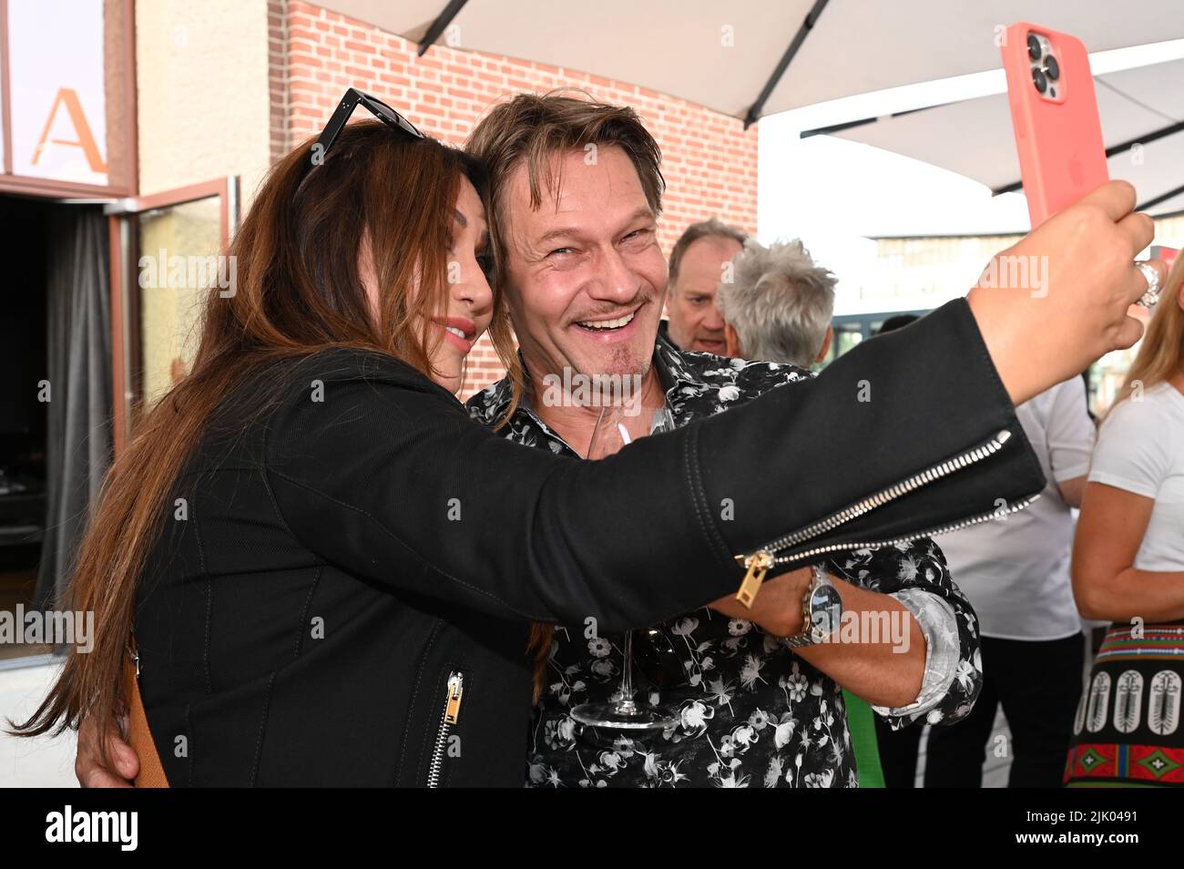 Munich, Germany. 28th July, 2022. Actors Thure Riefenstein and Simone ...
