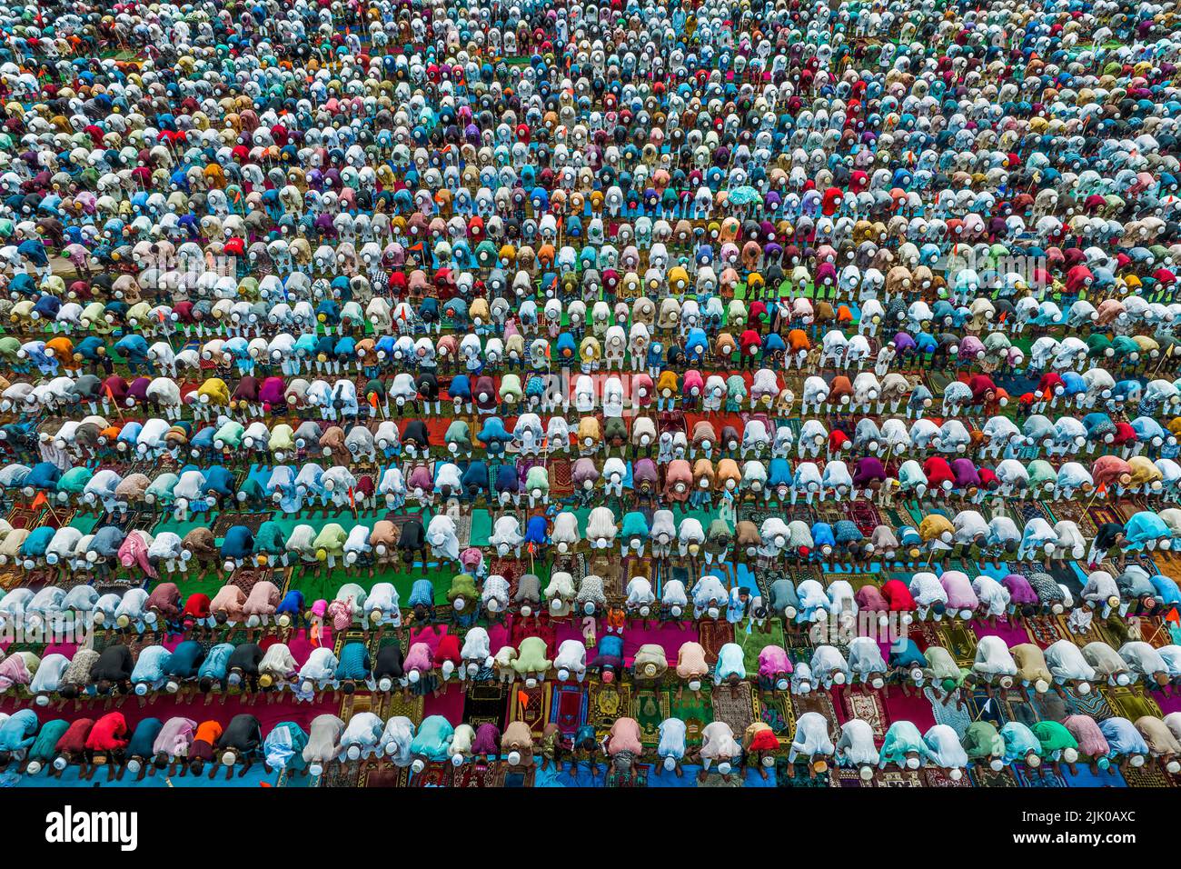 People praying in congregation at Bogura in Bangladesh Stock Photo - Alamy