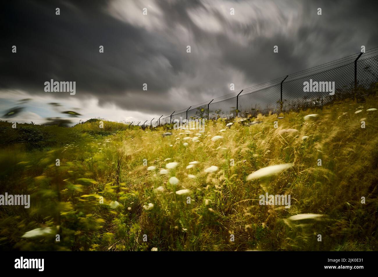 Clouds threatening storm hi-res stock photography and images - Alamy