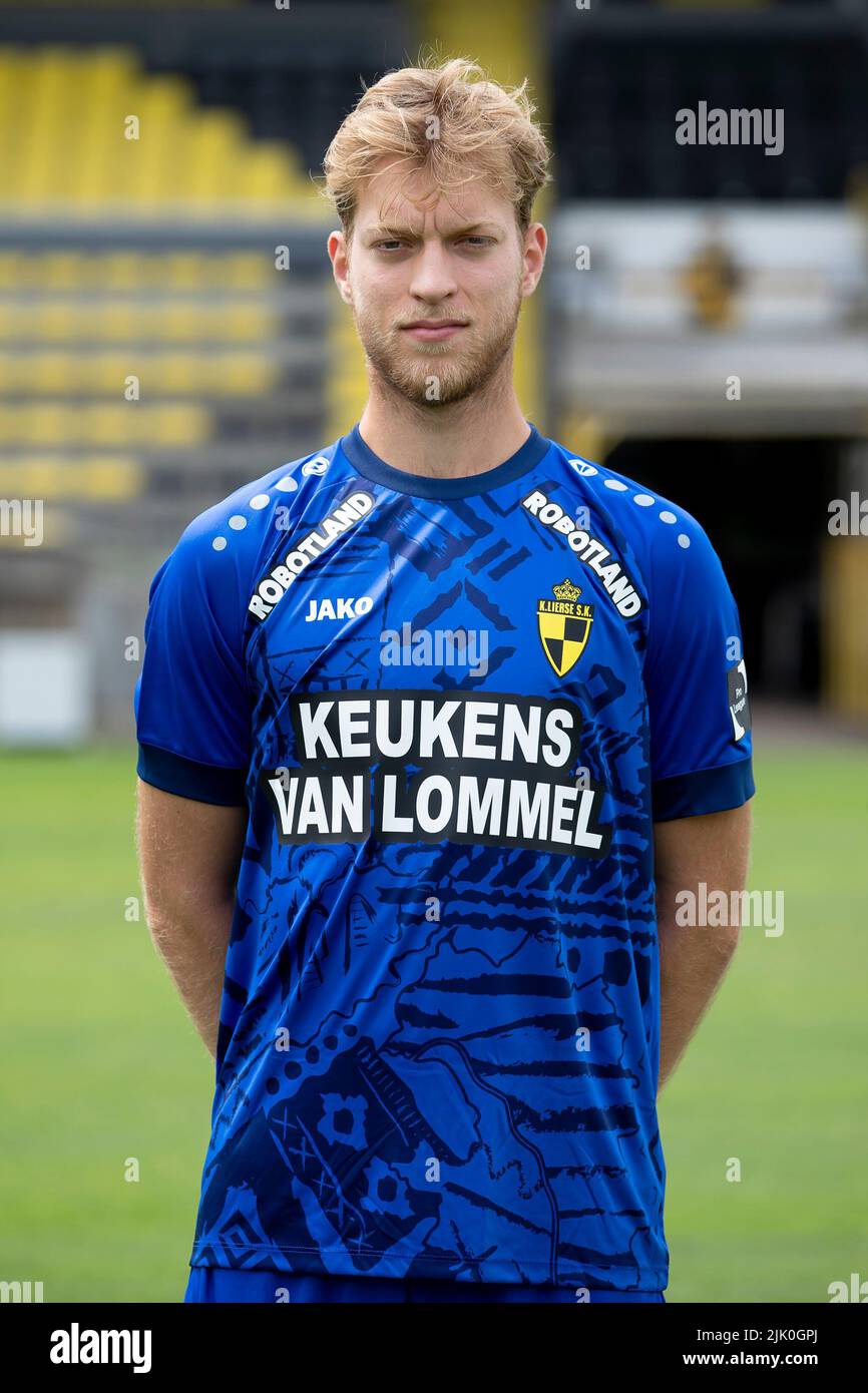 Lierse's goalkeeper Ben Van Lommel poses for the photographer at the ...