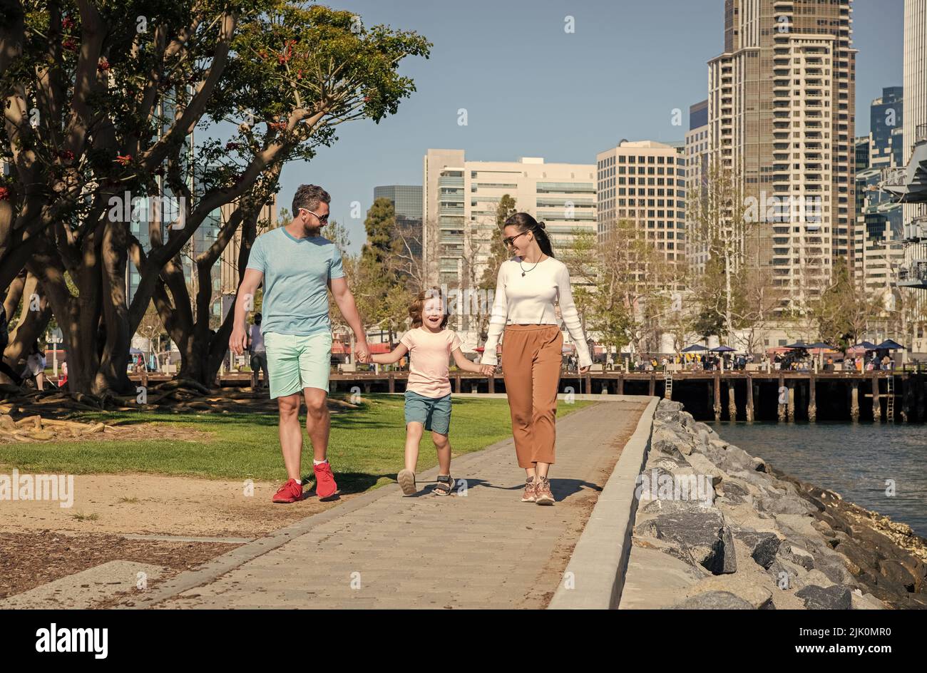 Happy young mom hi-res stock photography and images - Alamy