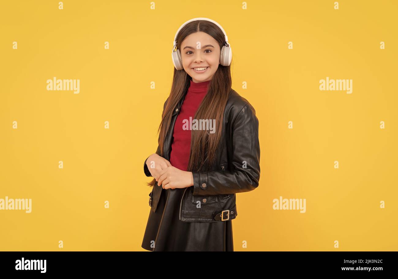 Teen estudy hi-res stock photography and images - Alamy