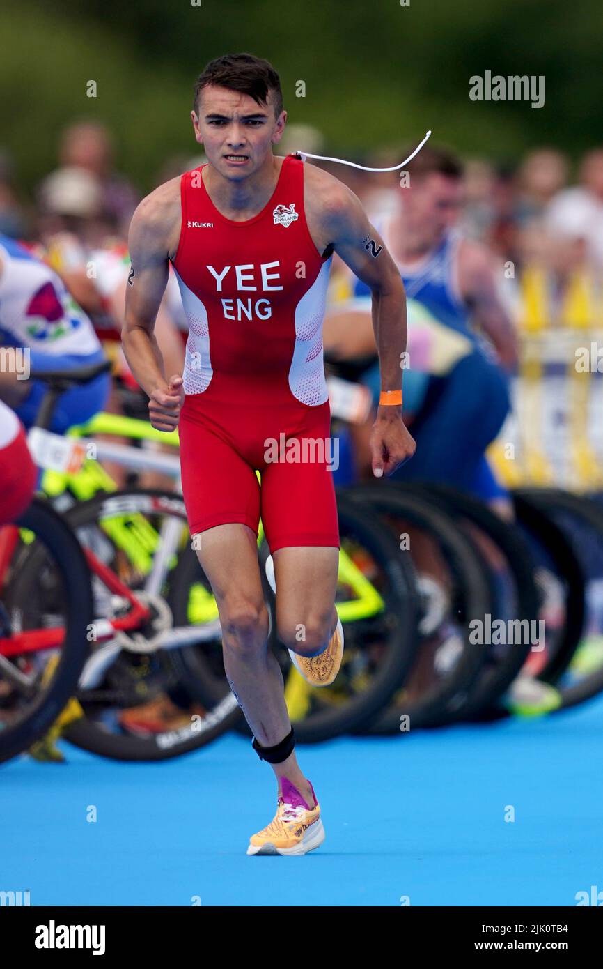 England's Alex Yee in action during the Men’s Individual (Sprint ...