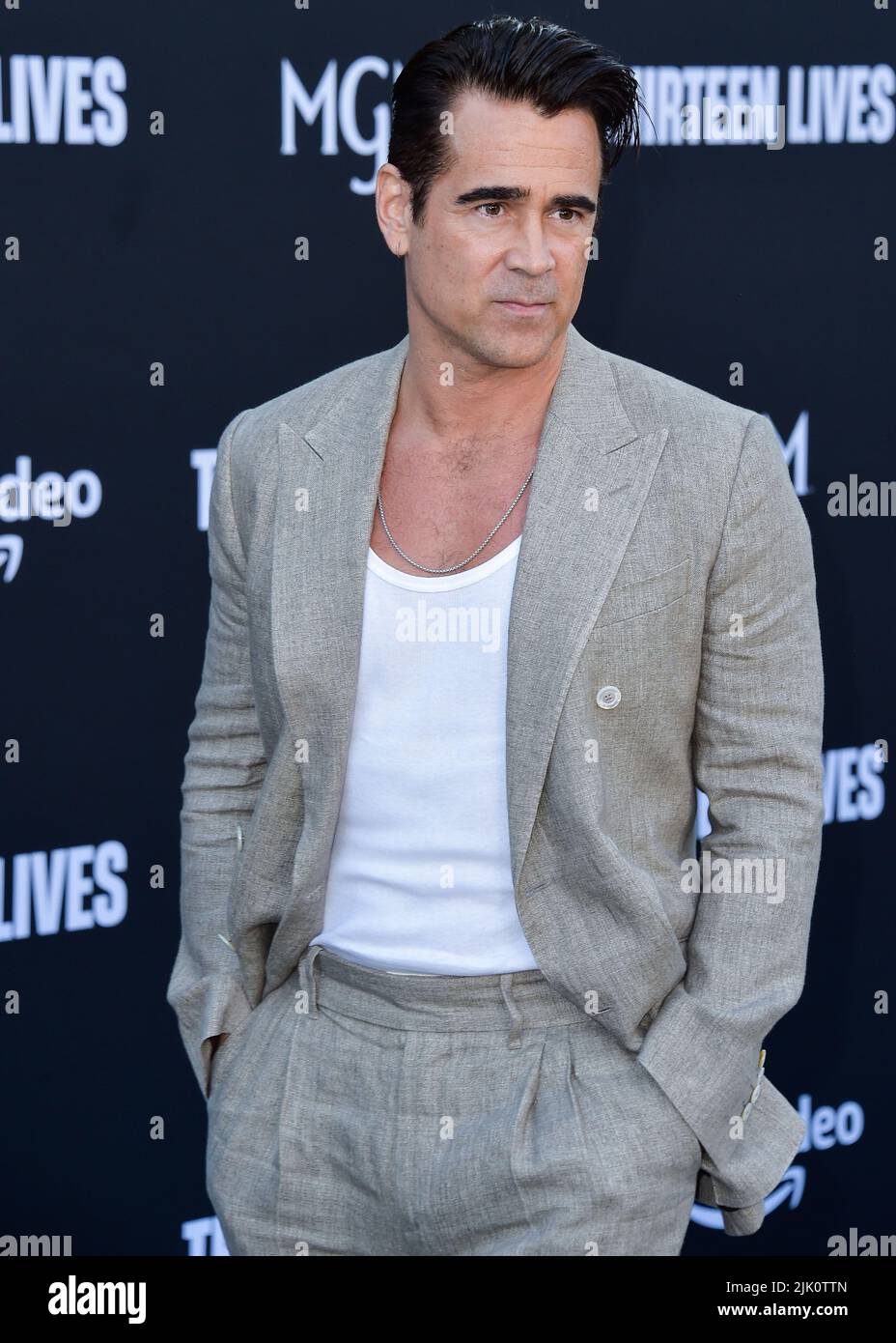 Actor colin farrell arrives premiere hi-res stock photography and ...